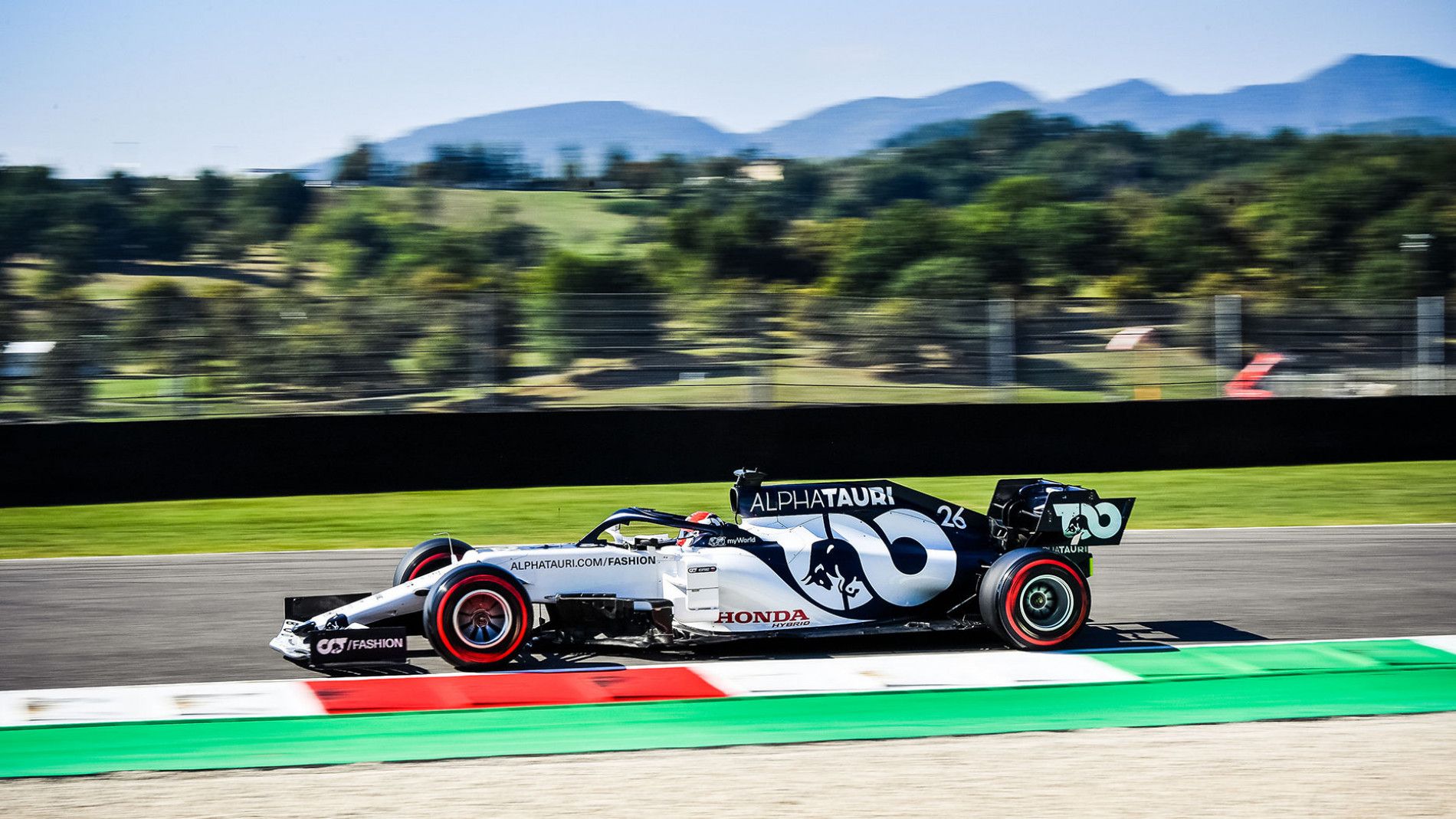 Tim Honda Manfaatkan Jeda Waktu Balapan :: Honda Indonesia